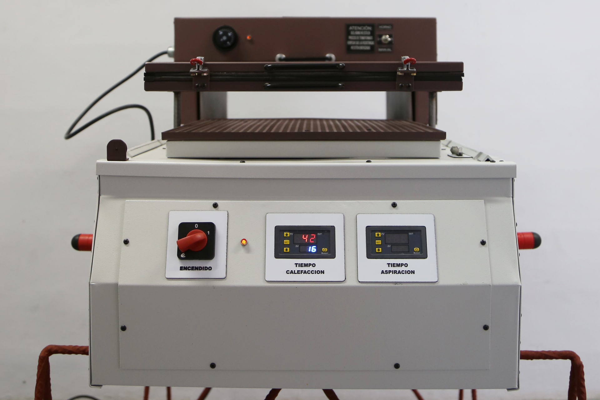 TermoFormix - Maquinas de termoformado a medida